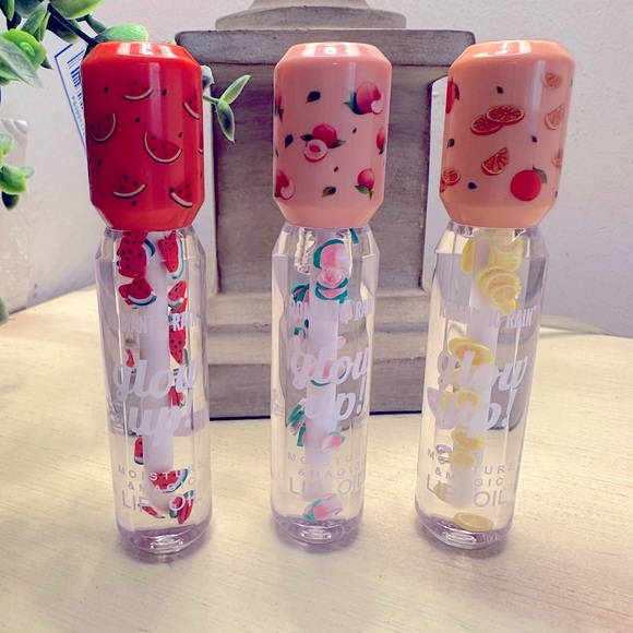 Romantic Rain | Makeup | Romantic Rain Glow Up Lip Oil | Poshmark